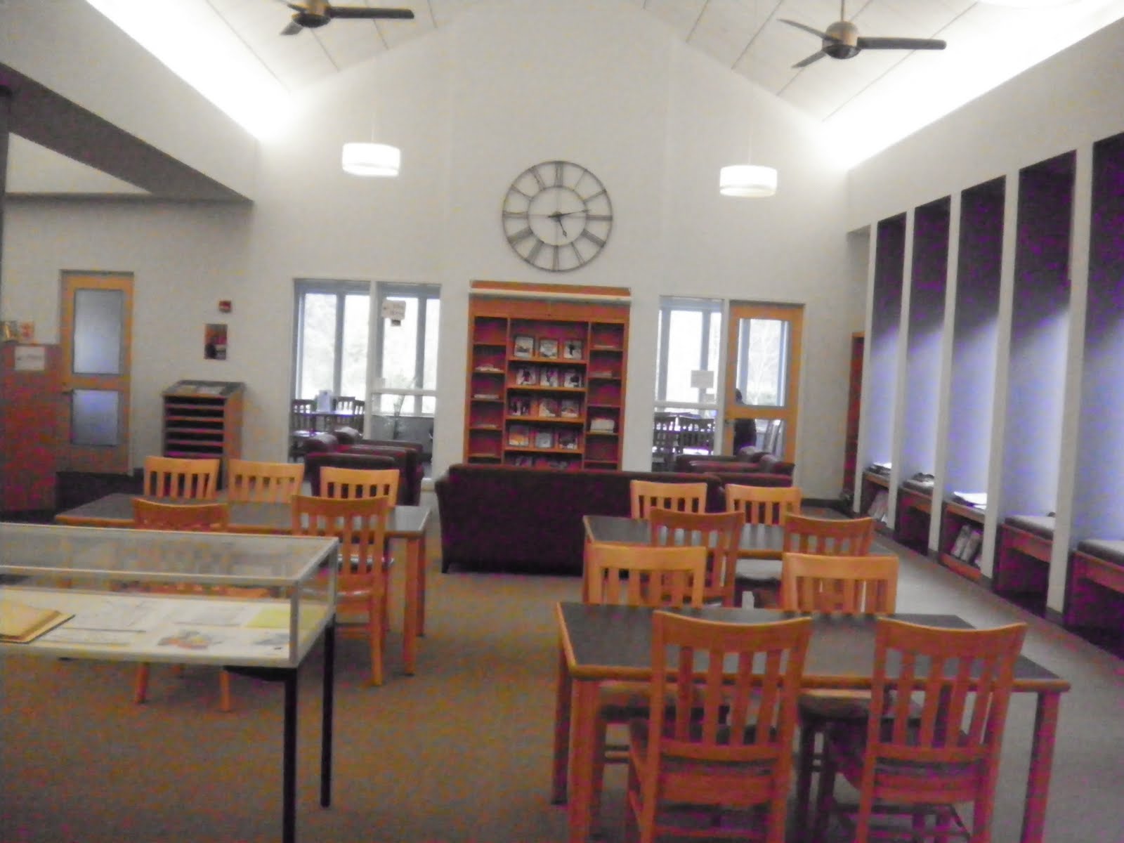 A ROUND OUR LIBRARY: Round Lake Public Library Adds a Branch......