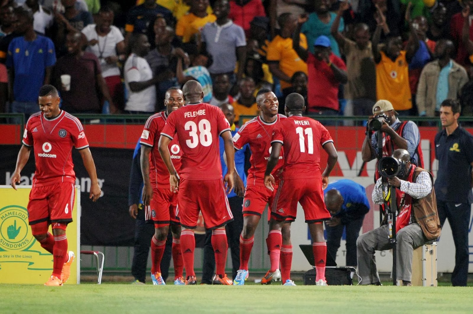 Pirates score - lopilux