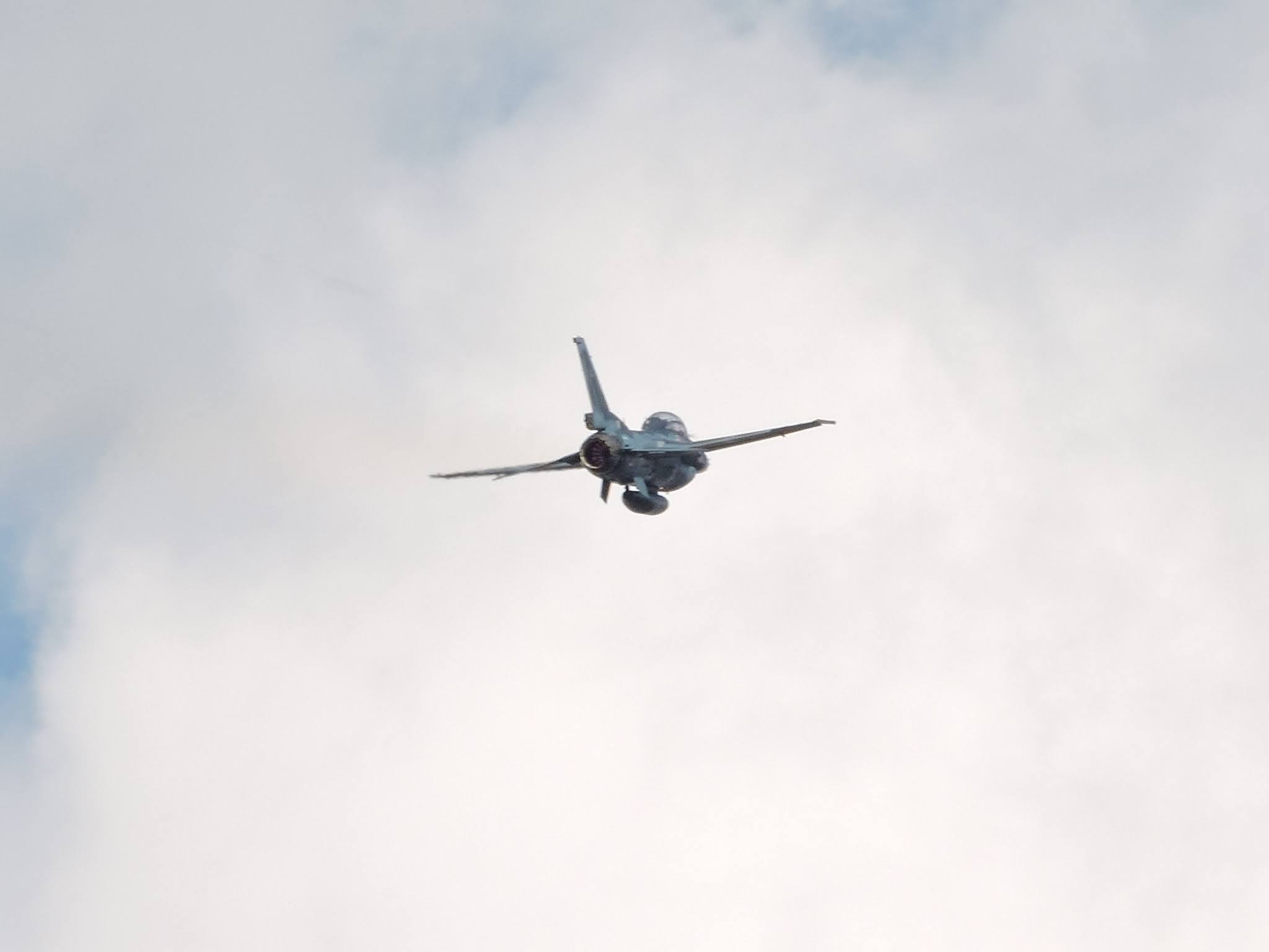 Ray's Rabbit Hutch 2: F-28 Fighter Jet Show Is Held @ Twin Ring Motegi