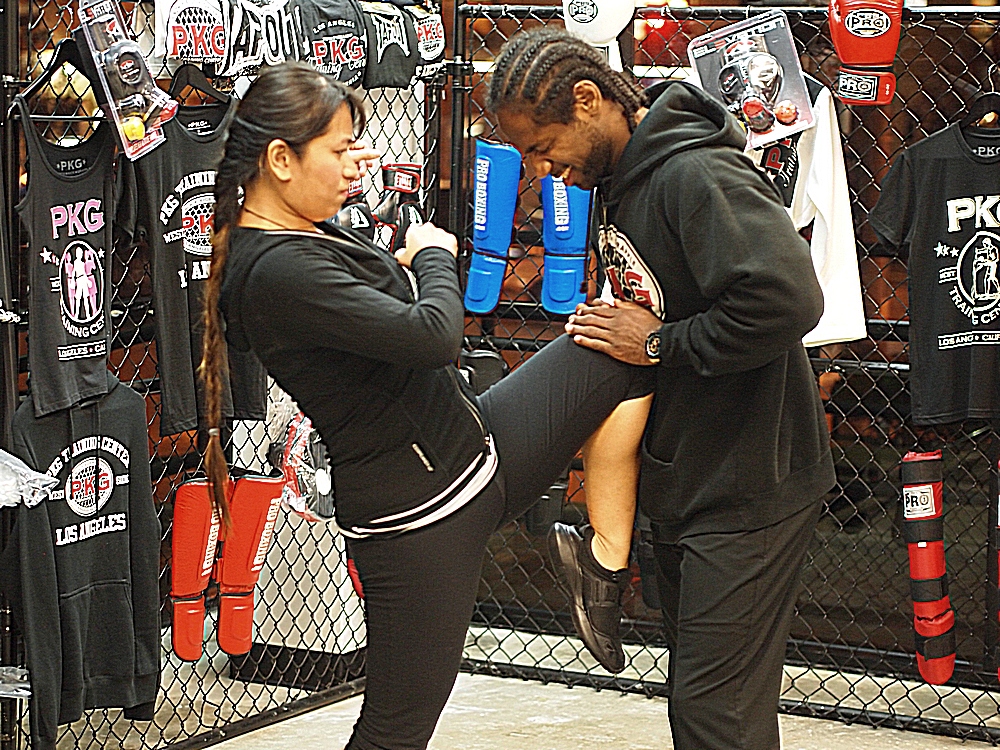 Self Defense For The Female #WeGoSolo Traveler ~ Earth2Eartha