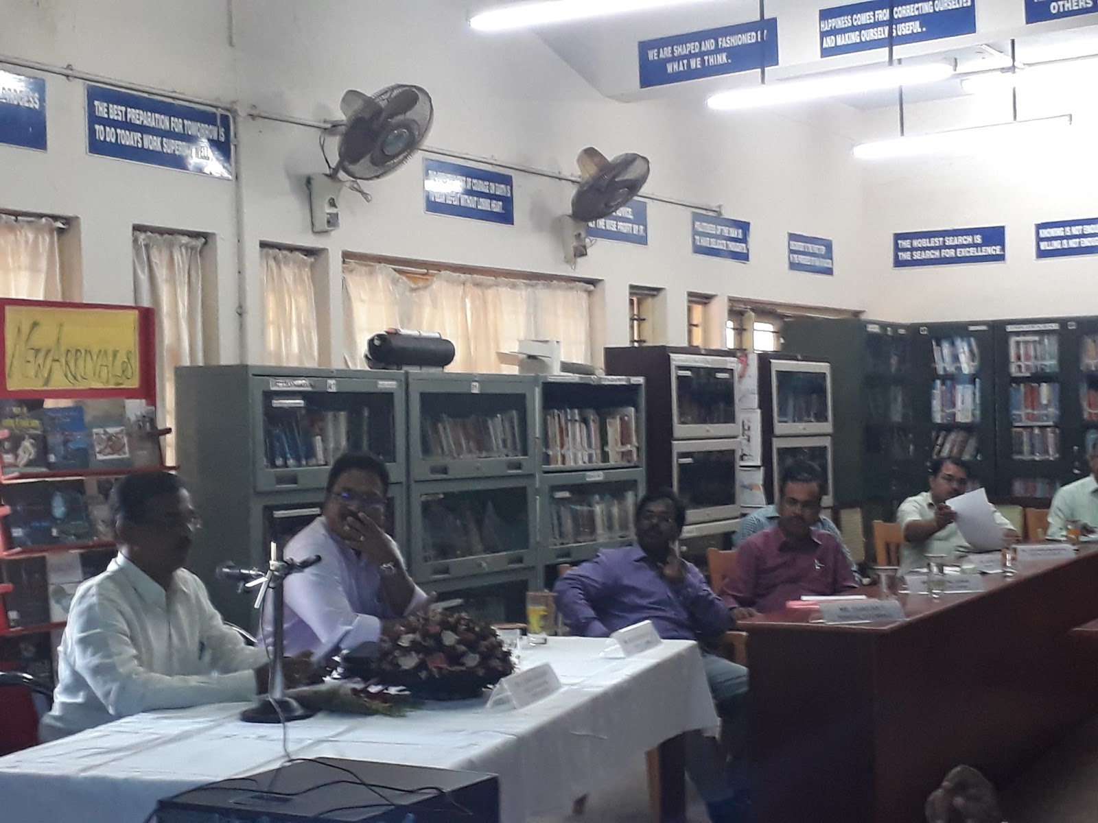 KV KANNUR LIBRARY: GALLERY