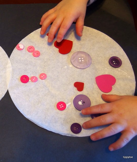 Tippytoe Crafts: Waving Snowman Craft