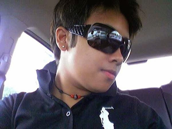 Amy AF3 Mula Berkumis Dan Berbaju Melayu