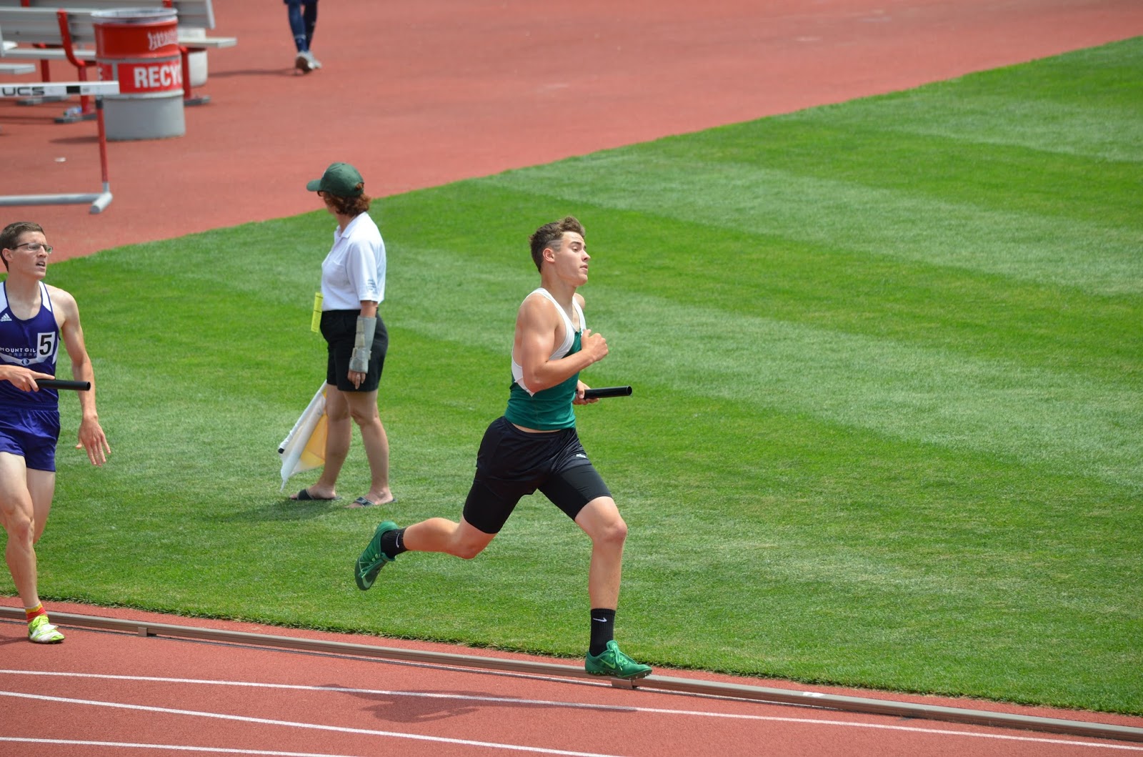 Heather Lessiter Photography: Ohio State Track & Field Meet Div. III ...