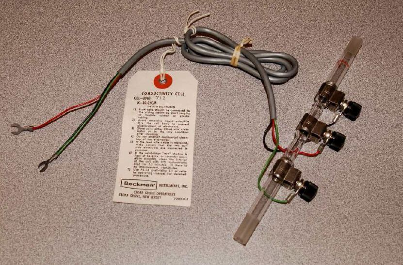 Two Electrode Conductivity Probes Principle