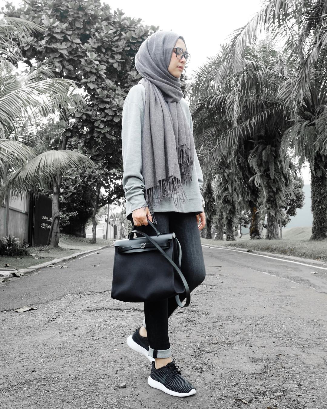 25+ Inspirasi OOTD Hijab ala Selebgram Terbaru - Tutorial HijabKu