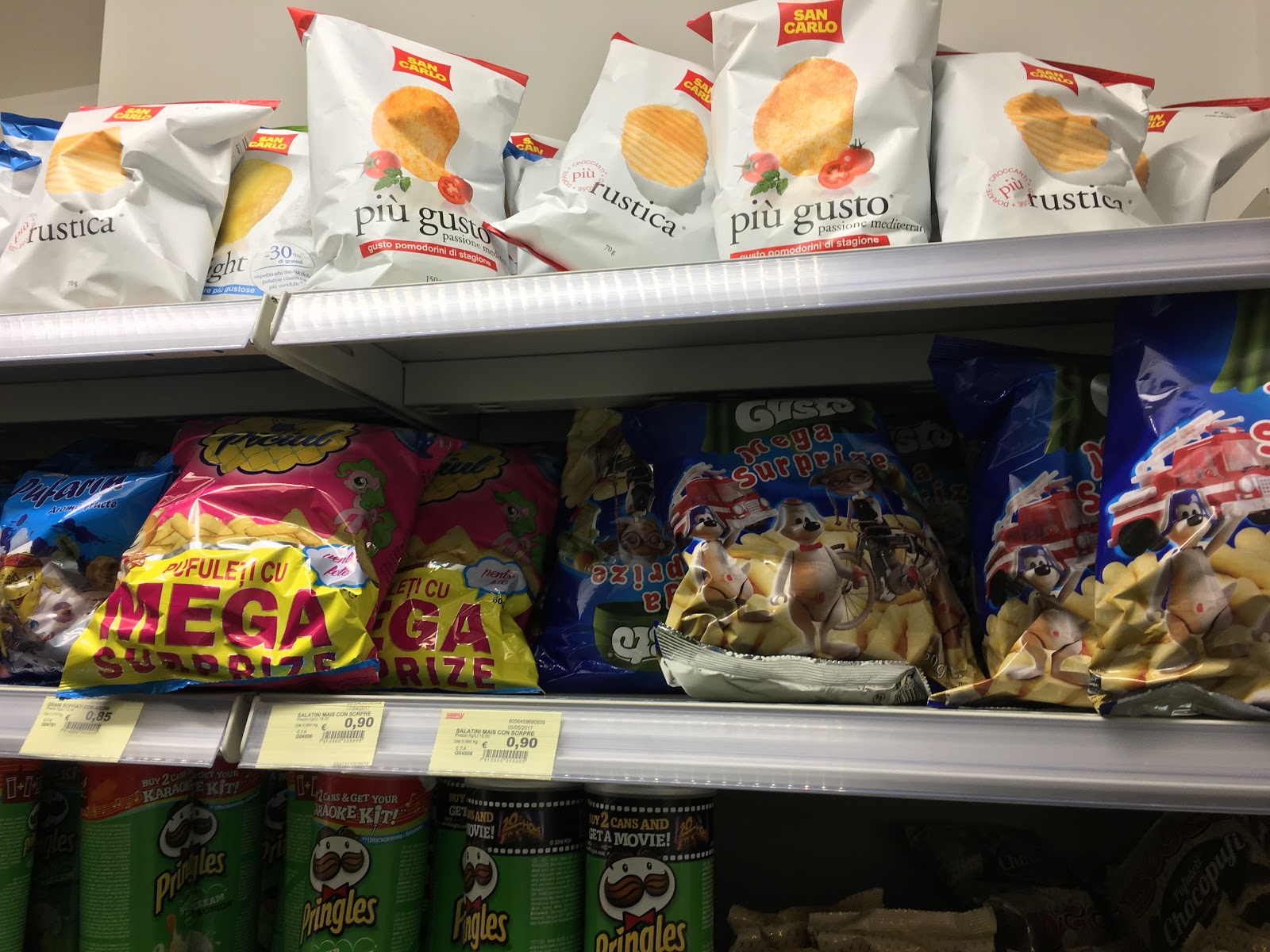 FOODSTUFF FINDS: Disappointment Wars - on Tour! Romanian crisps in ...