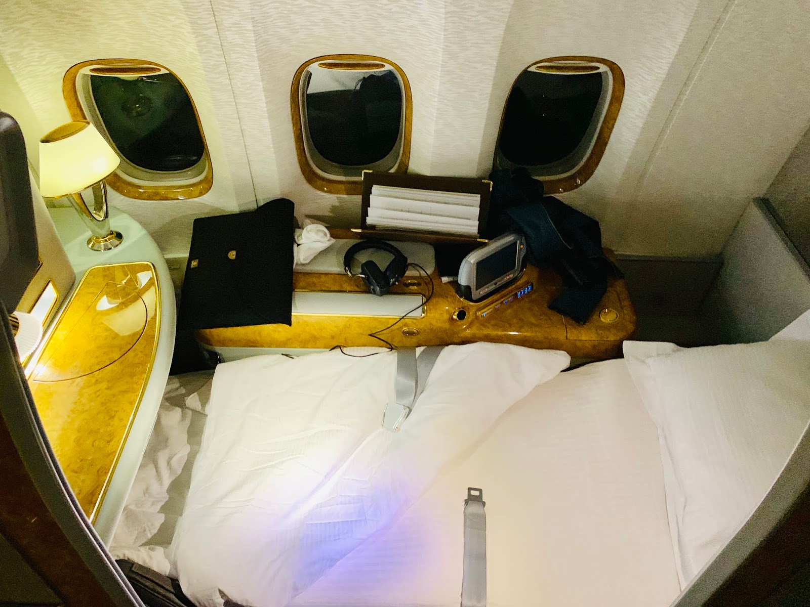 Review: Emirates EK210 First Class Boeing 777-300ER Newark to Athens ...