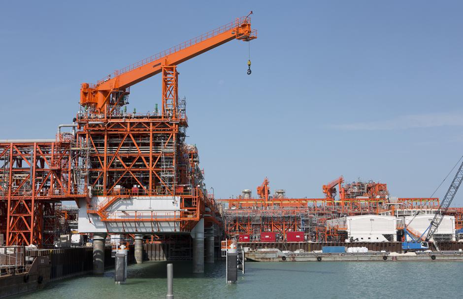 International Conference on Oil and Gas: The Three Stages of Refining