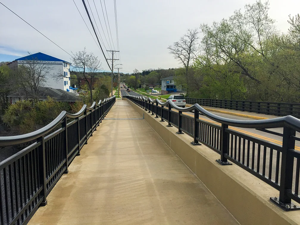 Walking the Wisconsin Dells Riverwalk
