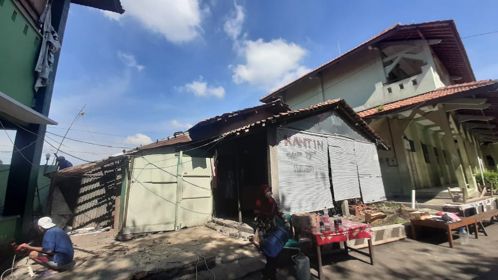 Kurang Gedung, Kantin Kampus Dialihkan Jadi Basecamp UKM