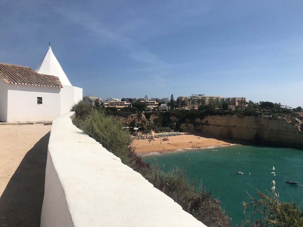 Praia da Senhora da Rocha y Praia Nova