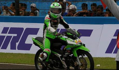 MOTOR KEREN: Kawasaki Edge . . . Kerjasama di lintasan Balap berlanjut ...