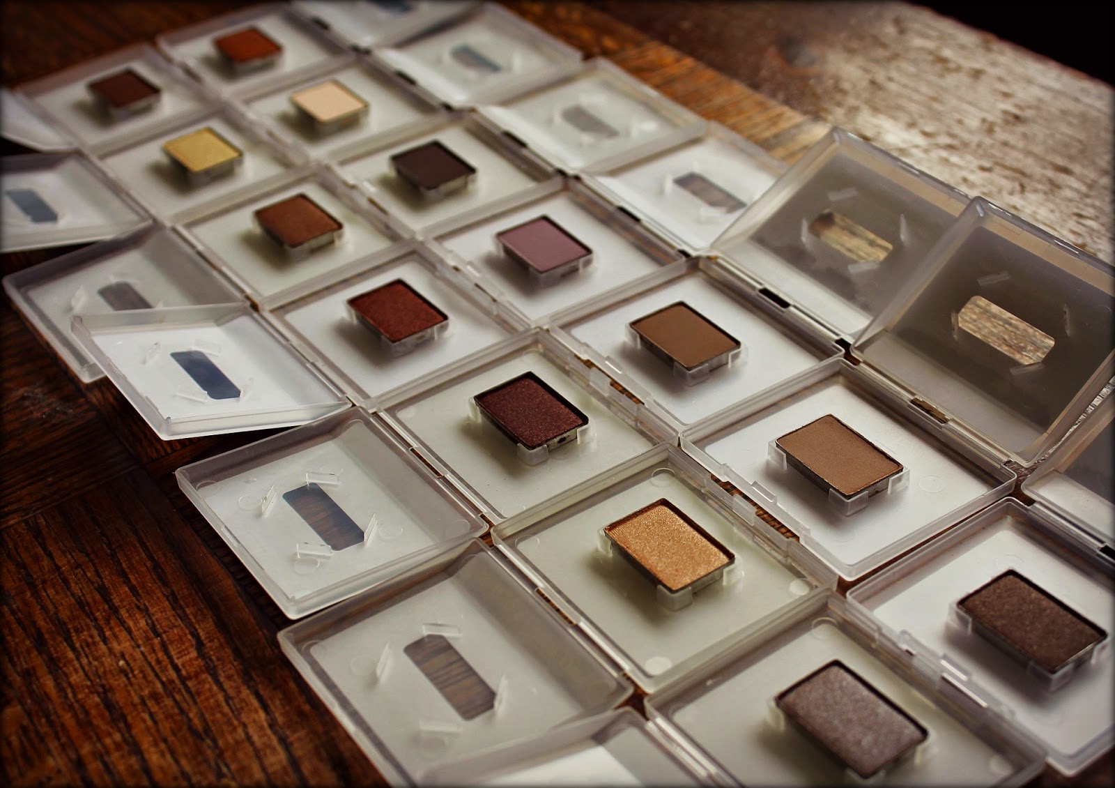 thoughts from amy.: Brand Focus : Mary Kay Mineral Eye Shadows