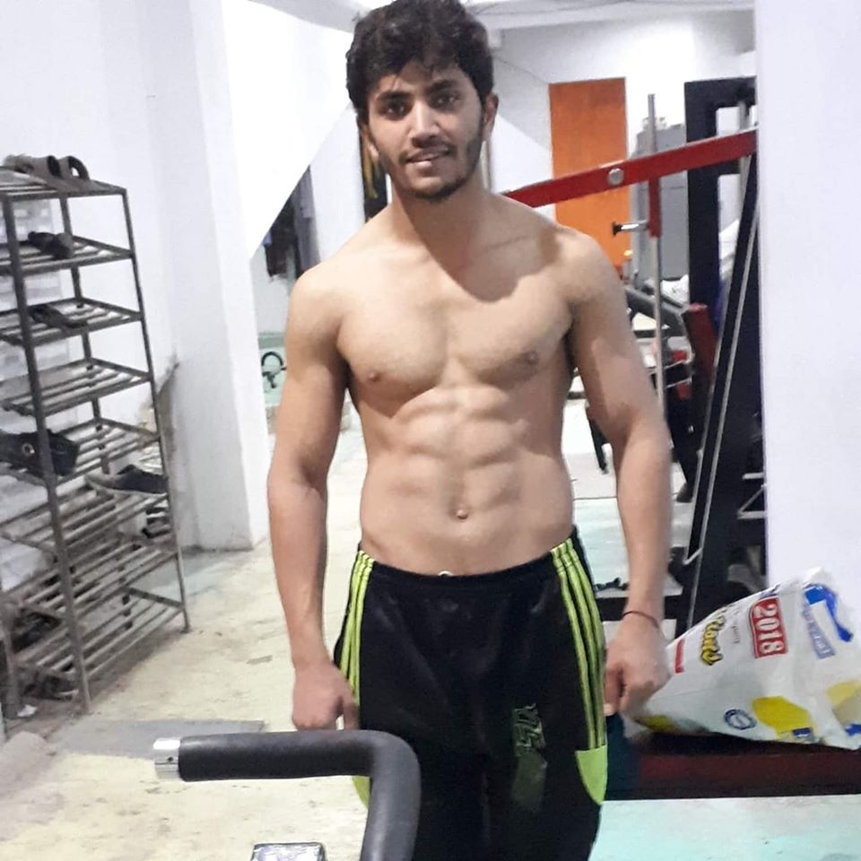 world bodybuilders pictures: hassan abdal bodybuilder sagar awan ...