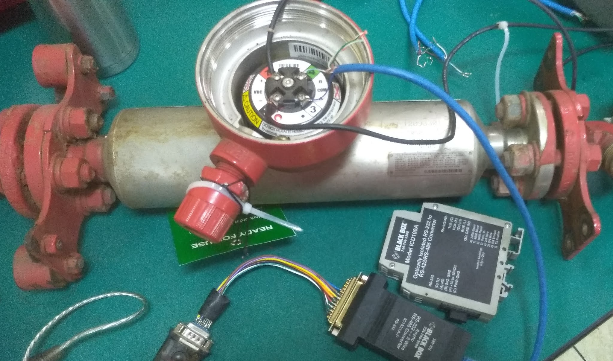 Connect to Micro Motion using Service Port and Modbus RTU (8-bit ...