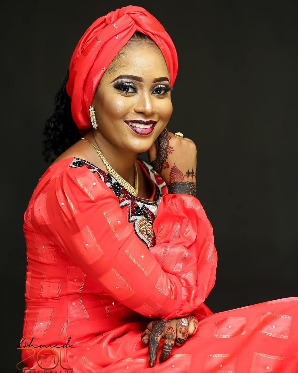 Kalli Zafaffan Hotunan Jaruma Hassana Muhammad - HausalLoaded.Com