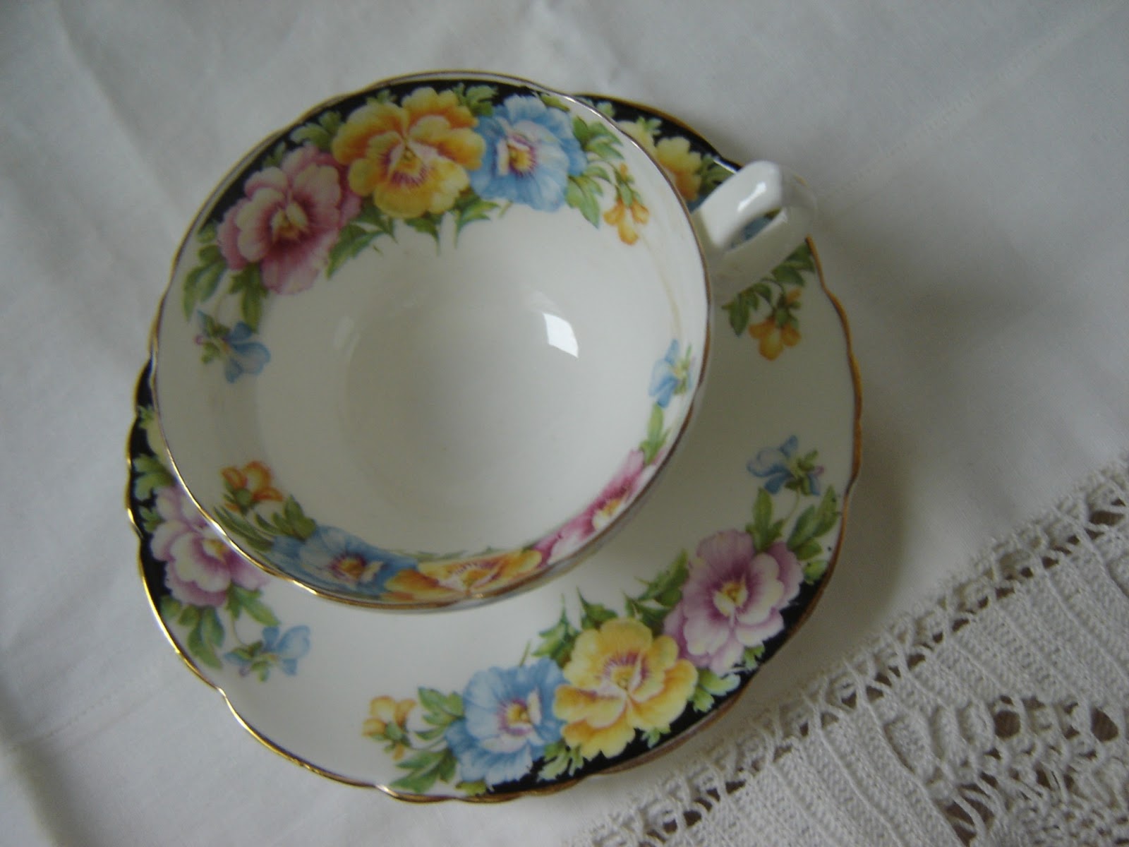 Faith Hope & Cherrytea: Tea Time, Tea Cups, and Tea Talk...