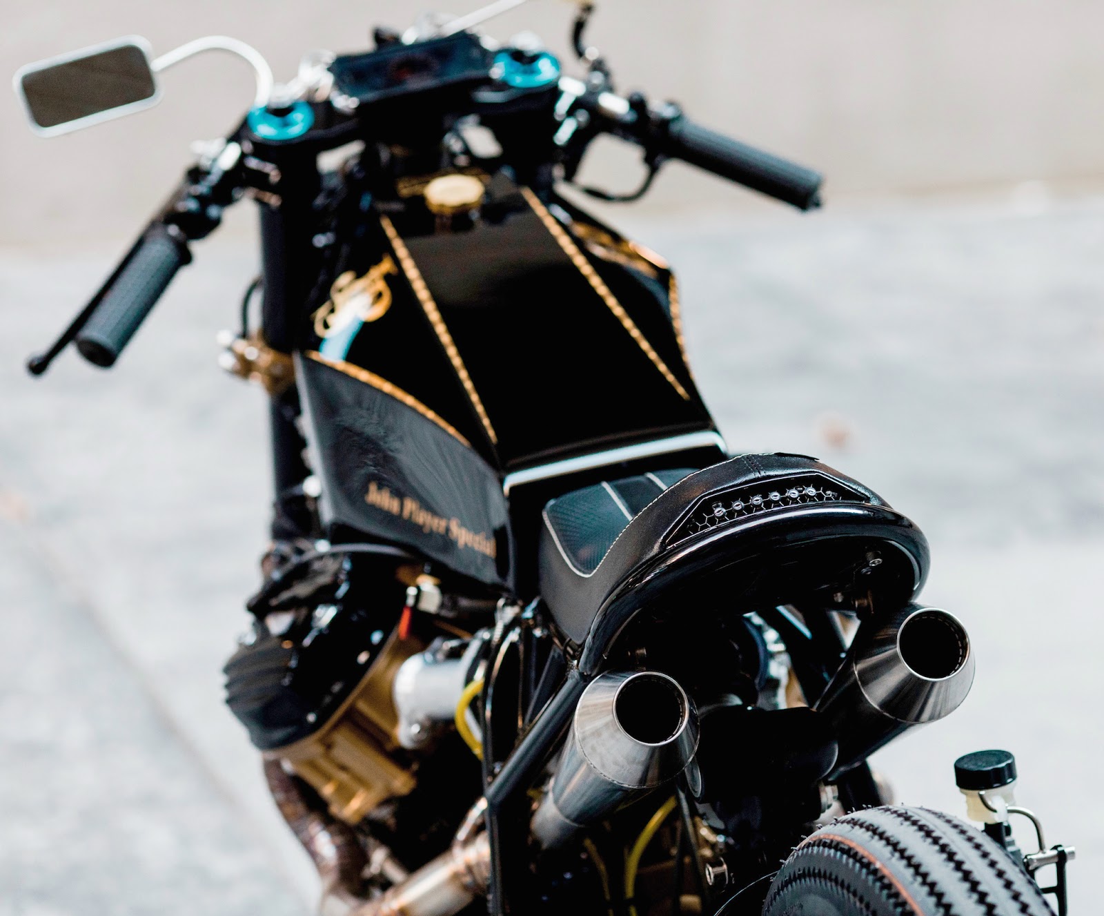 John Player Special CX - Inazuma café racer