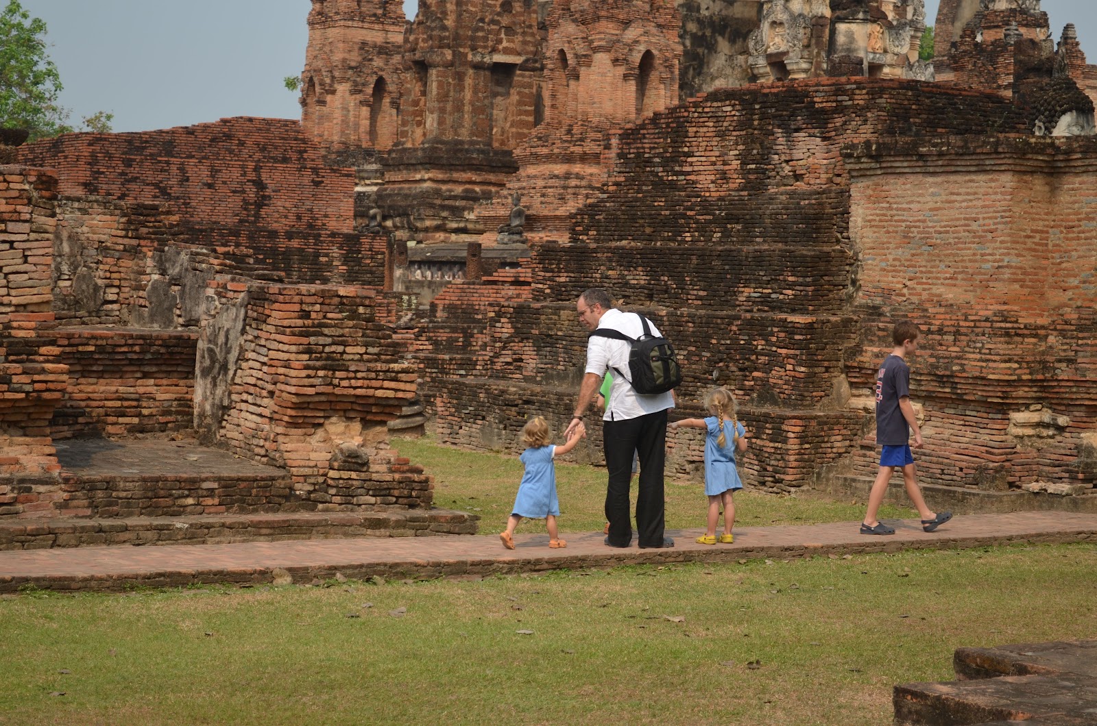 Free Range Kids: Thailand Adventures- Part 9 Sukhothai