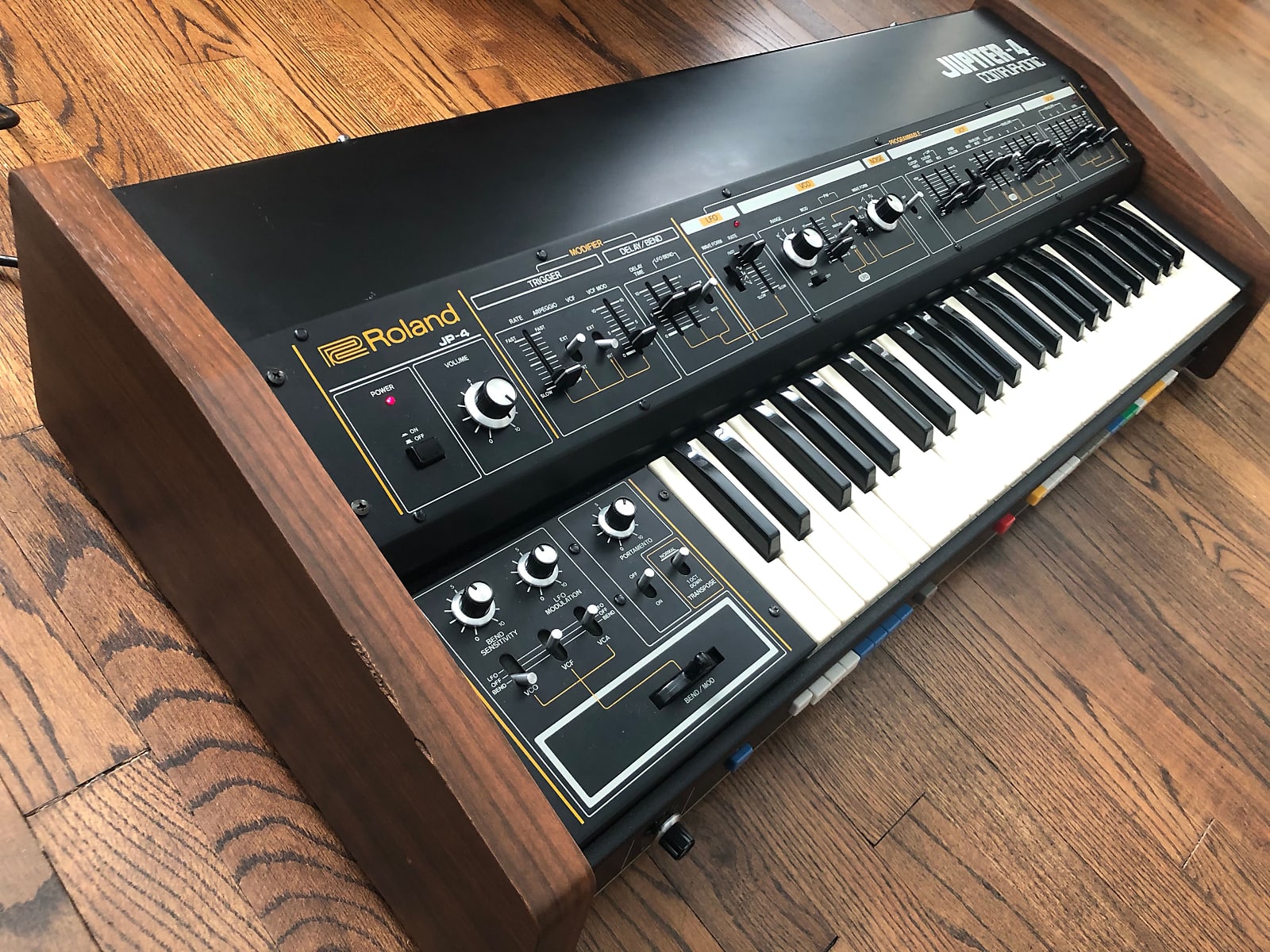 MATRIXSYNTH: Roland Jupiter 4 vintage analog polysynth