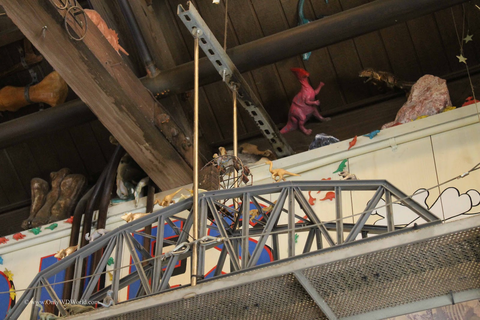 Disney World Shopping: Chester & Hester's Dinosaur Treasures | Disney ...