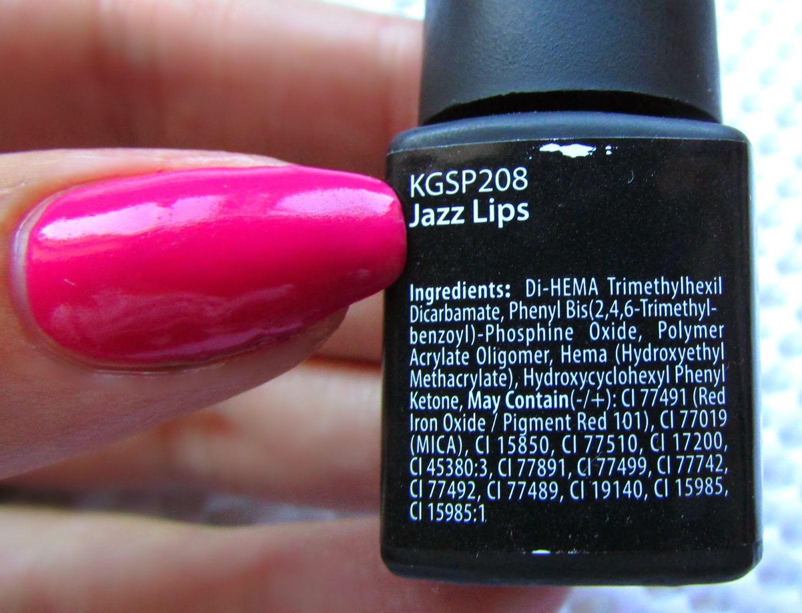 Betty Nails: Kinetics Super Polish - Monophase Line [Review]