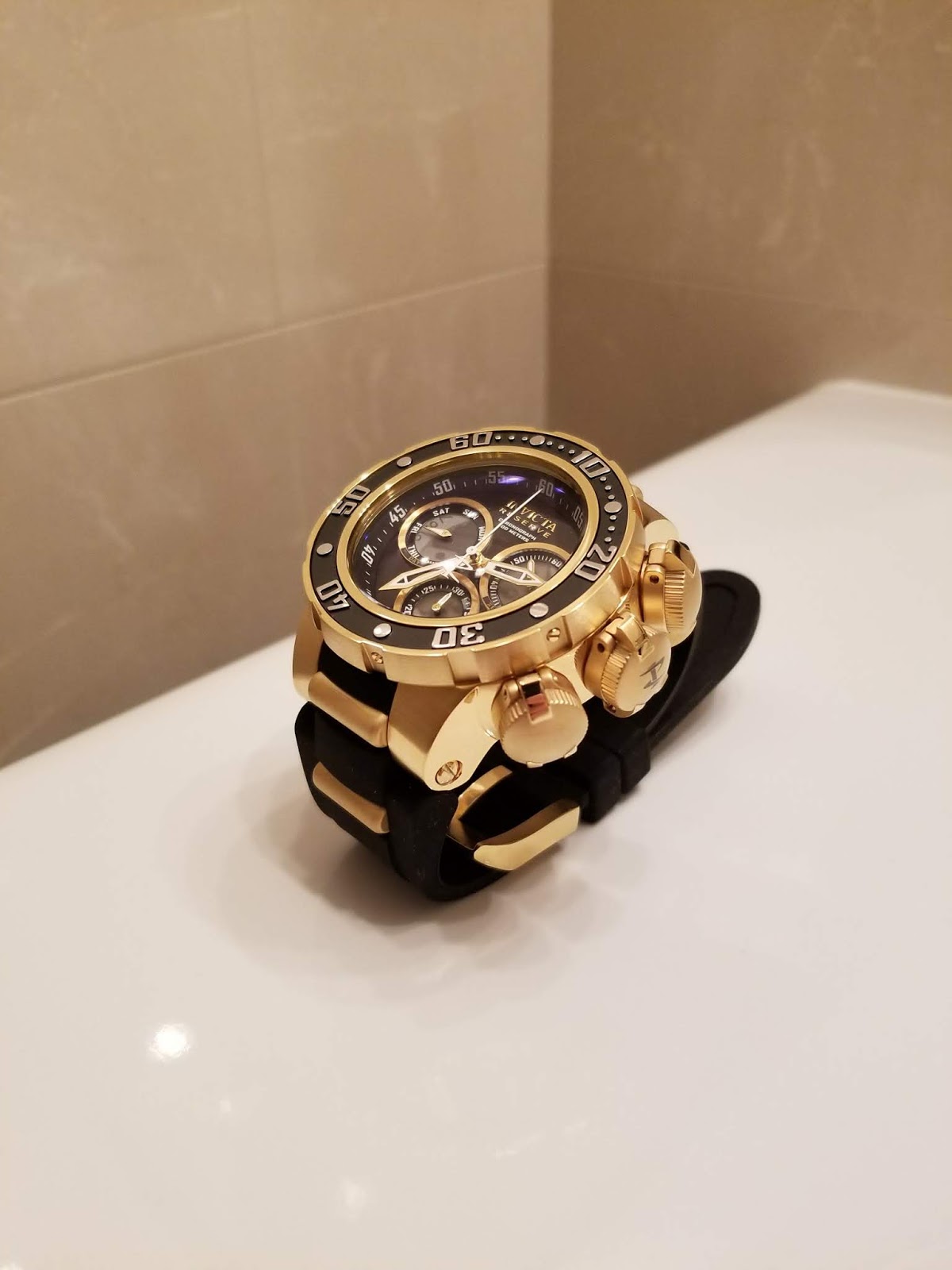 Invicta Watch Reviews