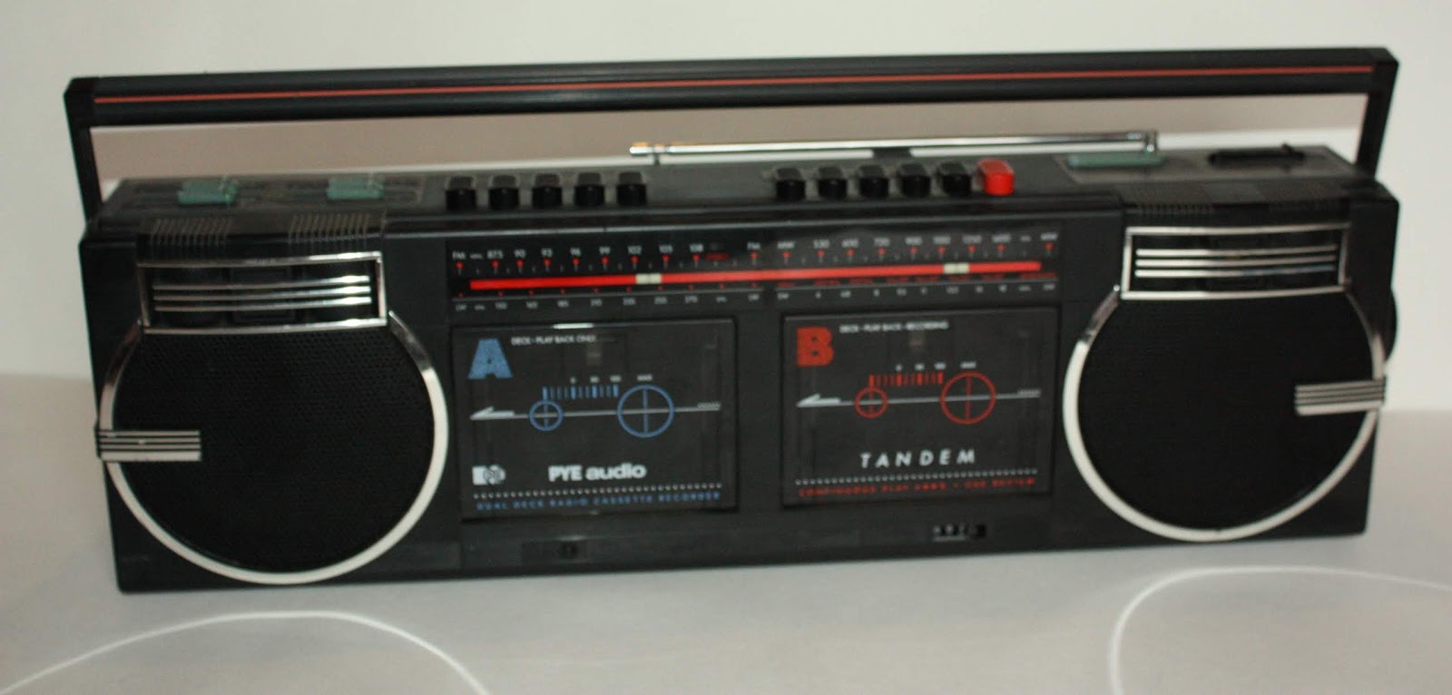 Kens Vintage Radios: PYE Type TR 2885/05 PYE audio Tamden