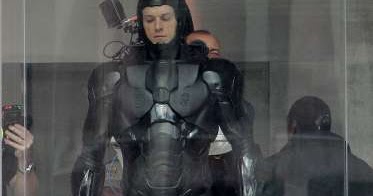 SNEAK PEEK : "RoboCop" @ the University Of Toronto