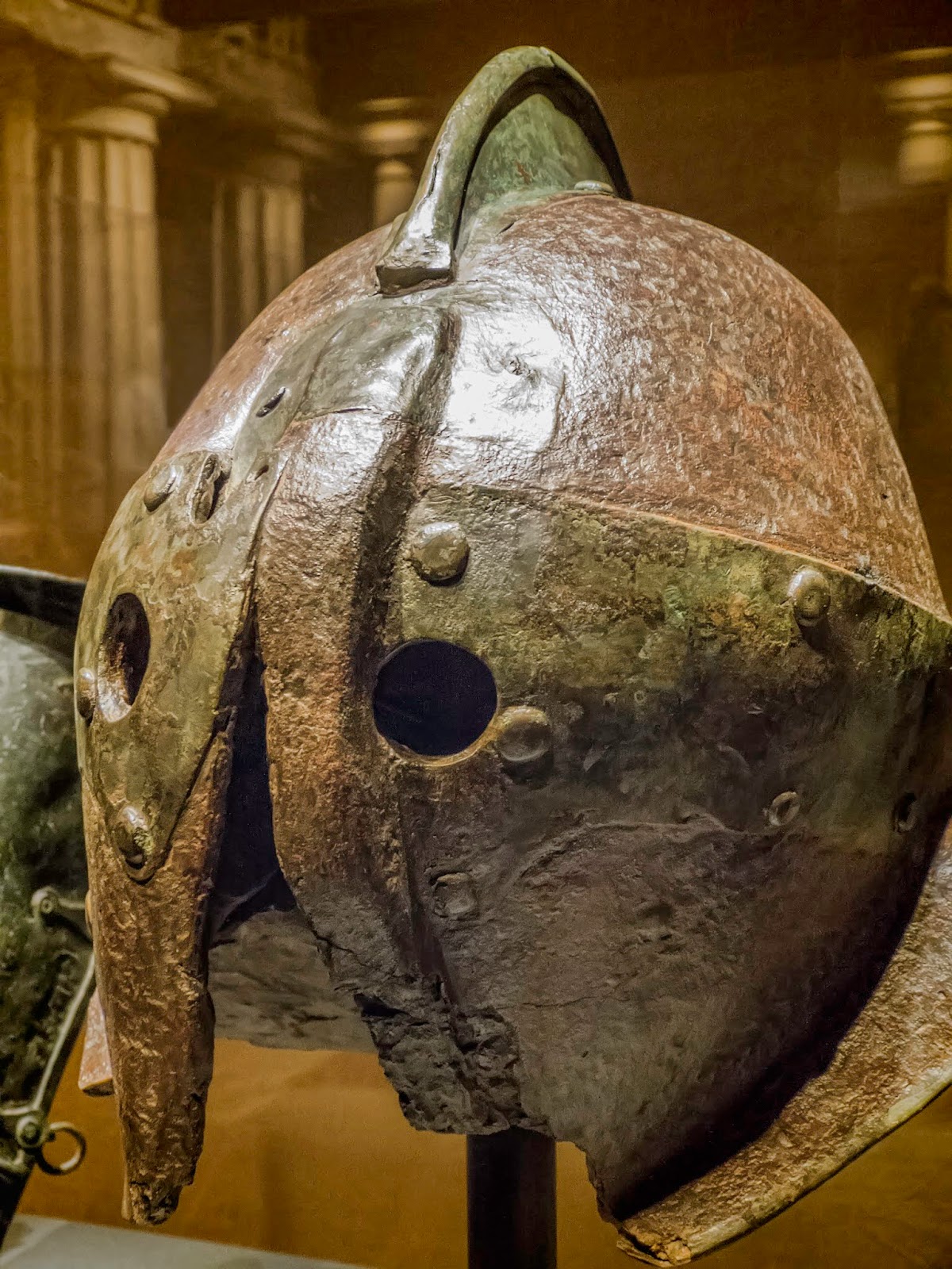 Roman Times: Roman gladiator armor and helmets