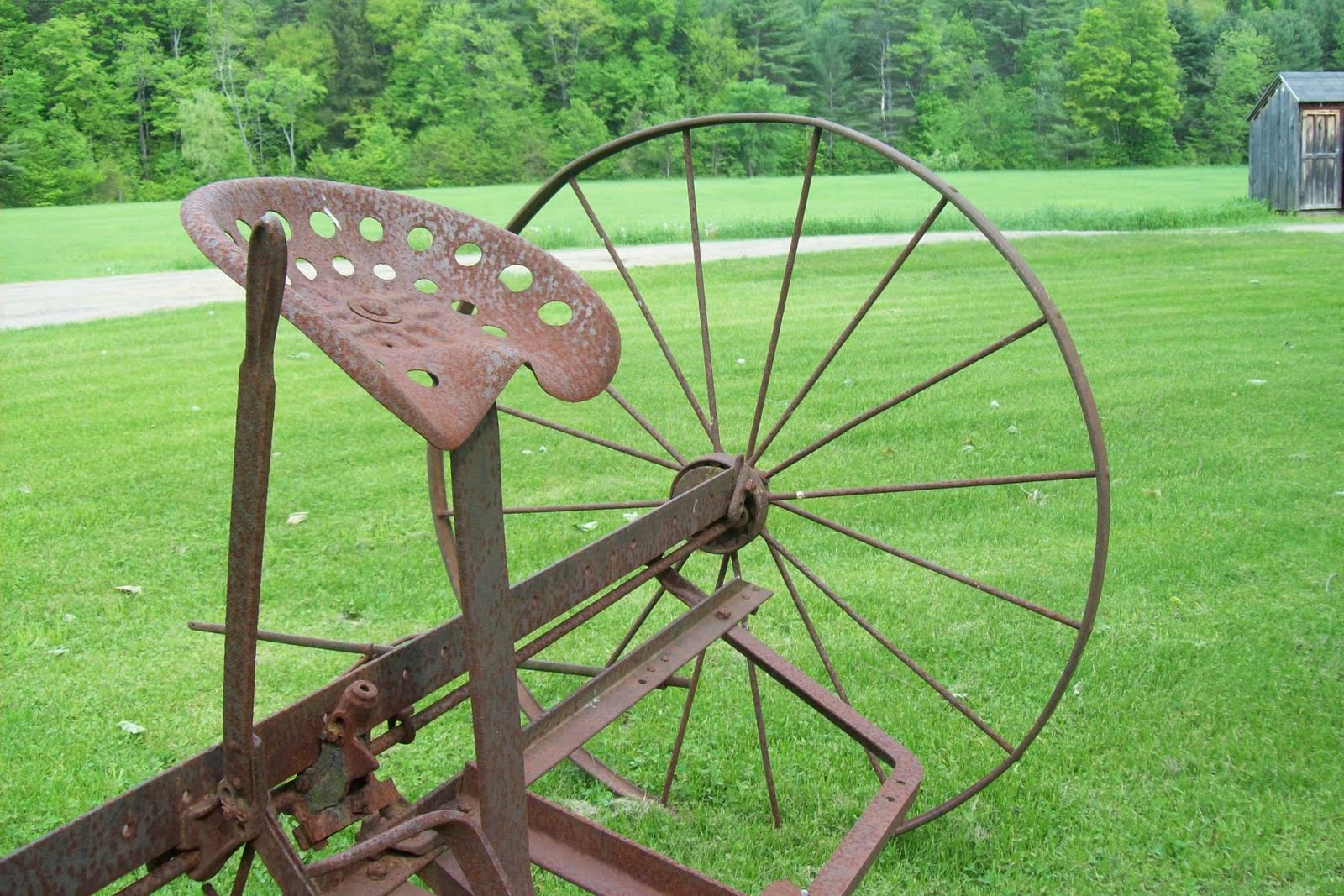 Life in a Deer Yard: ANTIQUE FARM MACHINERY