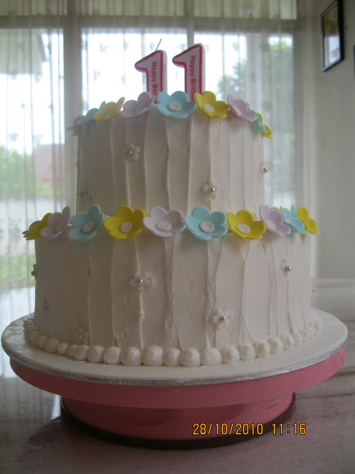 ~Fun Cakez~: Princezz 11th Birthday Cake - 2 Tier Carrot Cake Covered ...