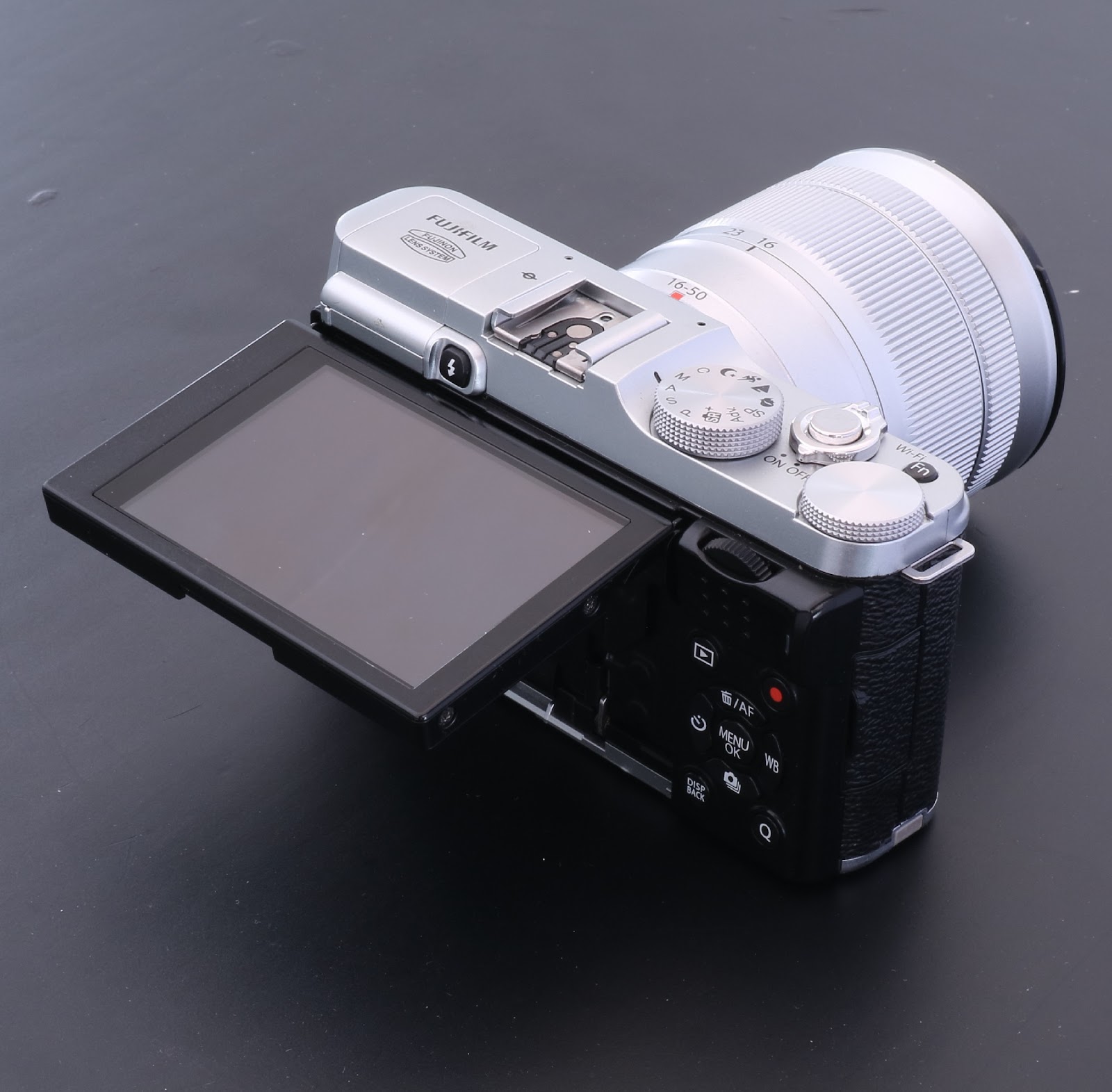 Jual Mirrorless Fujifilm X-A2 | Wi-Fi | Fullset | Jual Beli Laptop Bekas, Kamera, Service ...