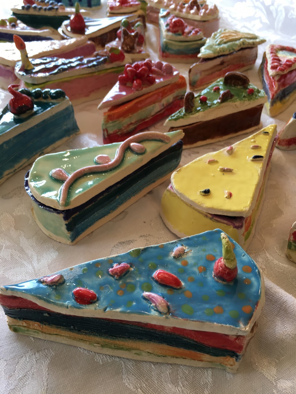 Sunnyside Art House: Ceramic Cake Boxes