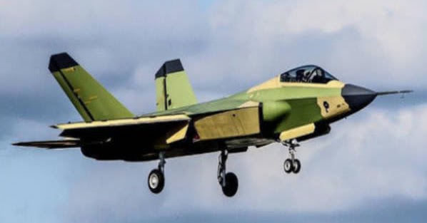 Military and Commercial Technology: FC-31 fighter nets attention at ...