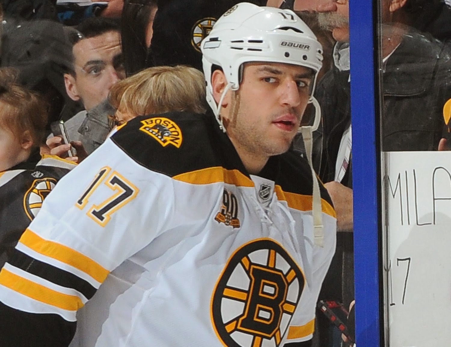 HOCKEYPUCK DELUXE: MILAN LUCIC