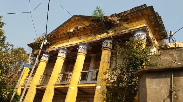 The Hawa Mahal (dance hall) issituated on a 60 bigha land, encircled by ...