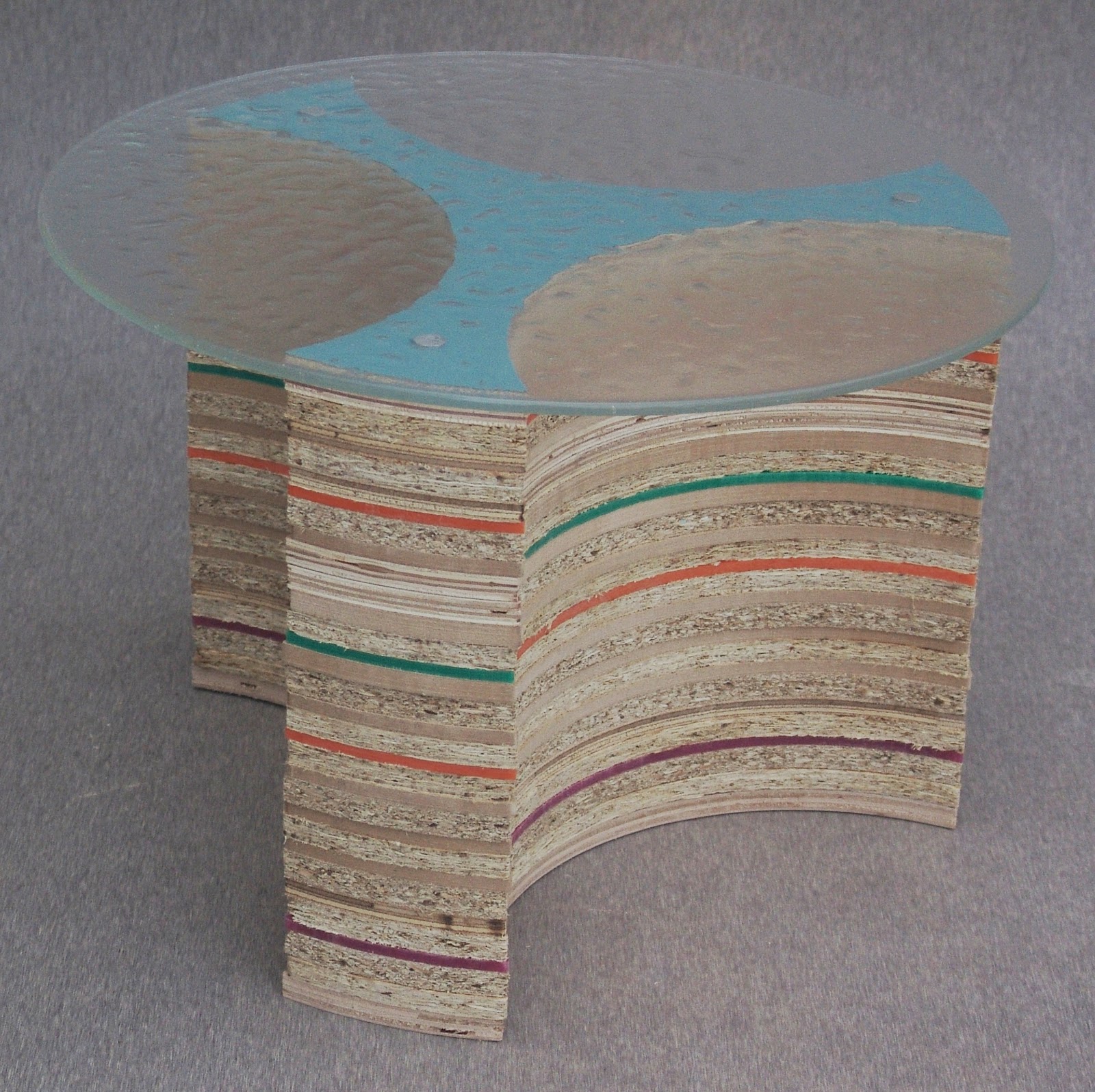 Lloydesign: Recycled table