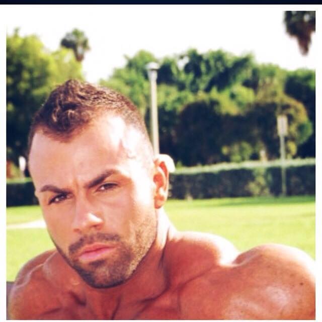 world bodybuilders pictures: usa floridan bodybuilder austin joel sims