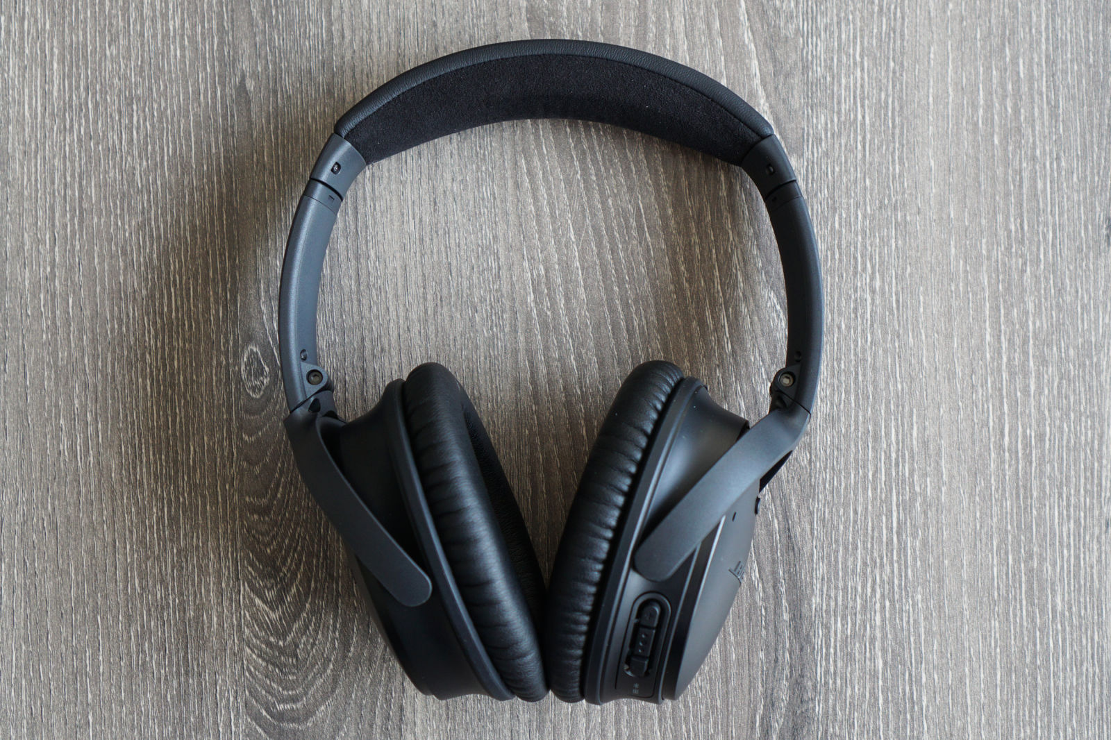 Cluster of the Week: Bose Headphone QC35