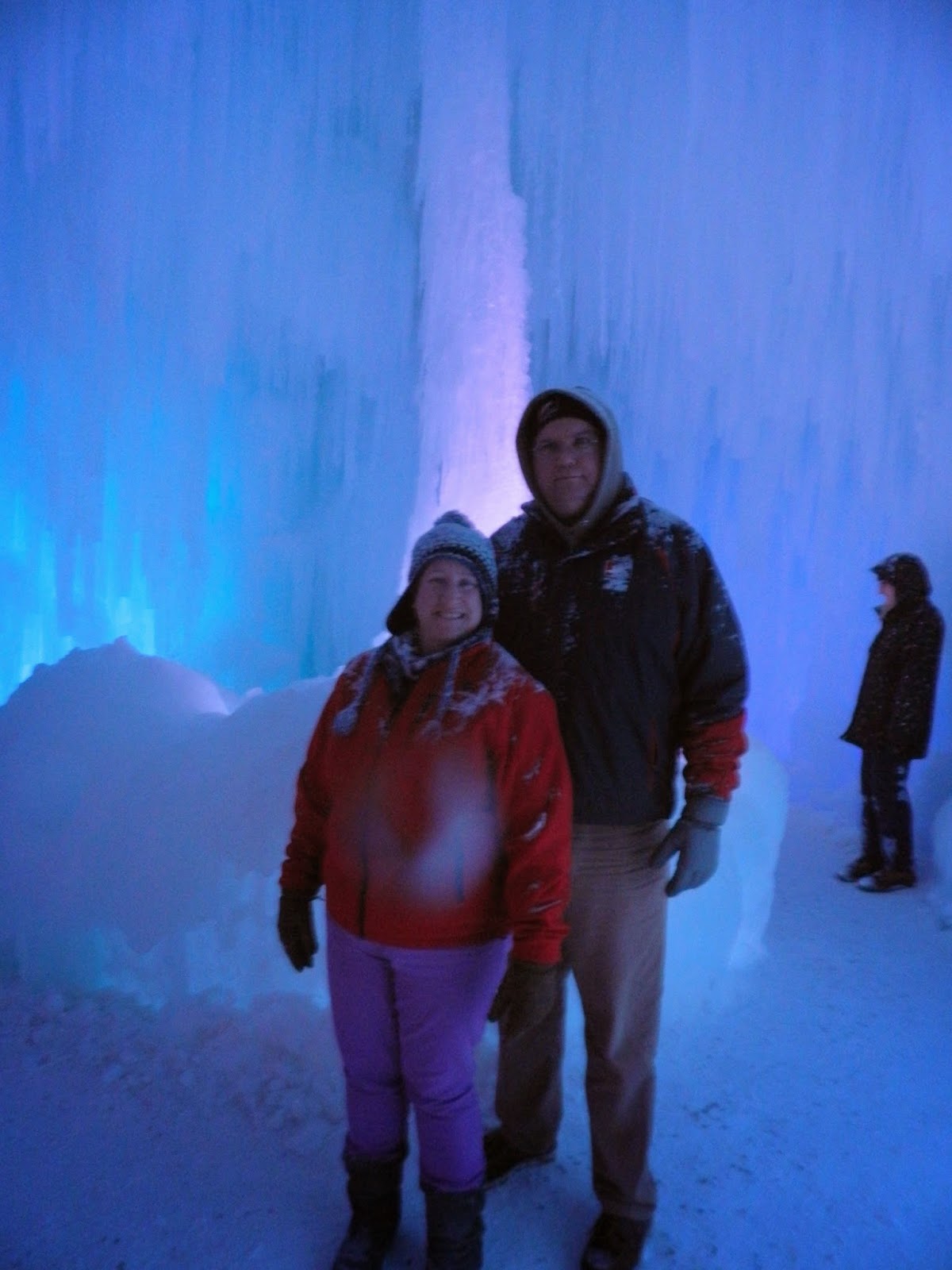 A Lovely Life, Indeed: Ice Castles at Loon Mountain...a Winter ...