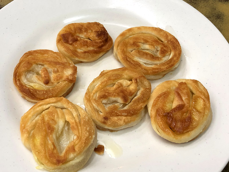 You Can (Not) Upgrade: Mr and Mrs Mohgan's Roti Plata