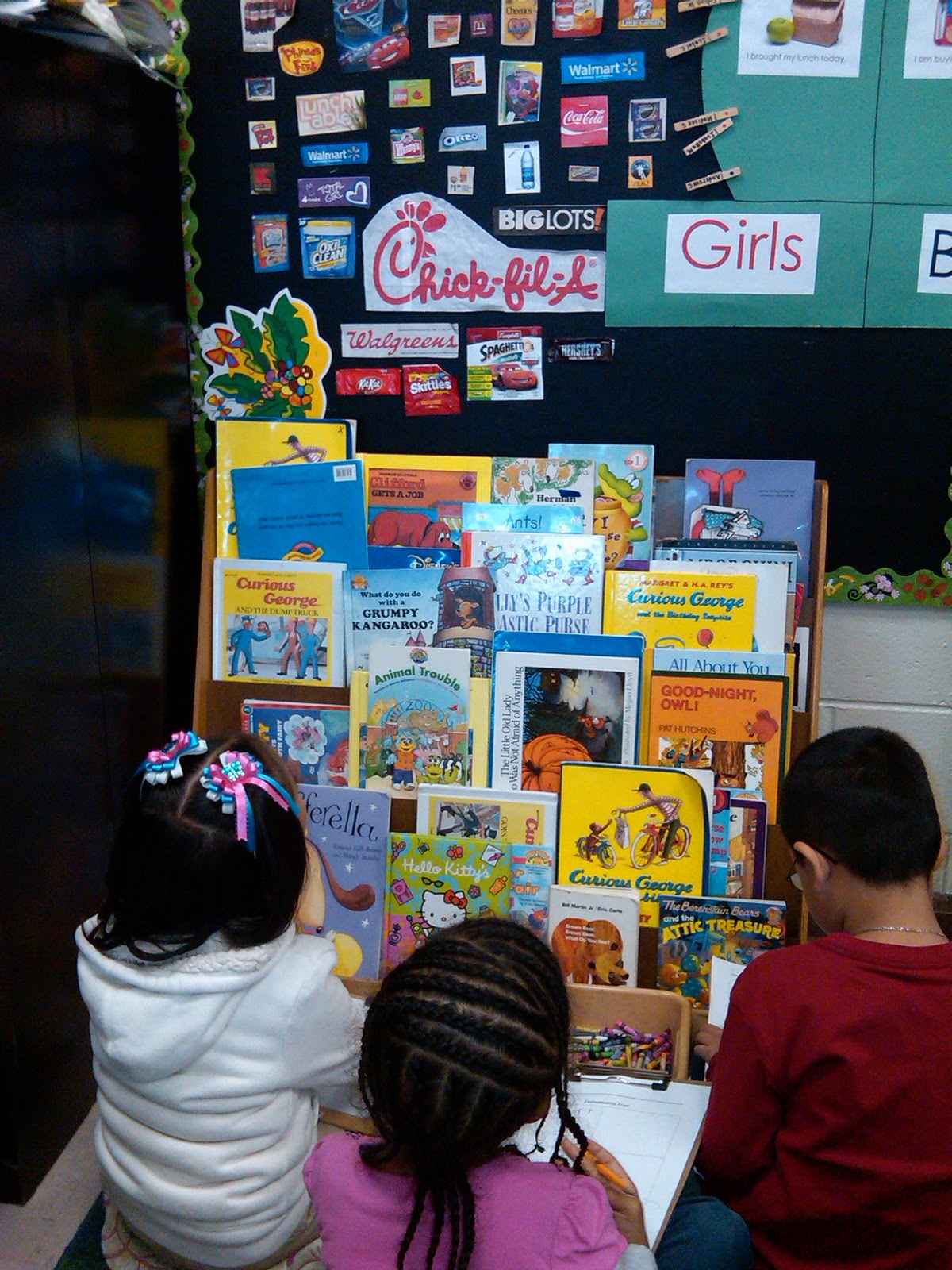 Kindergarten Kiddos: Literacy Work Stations