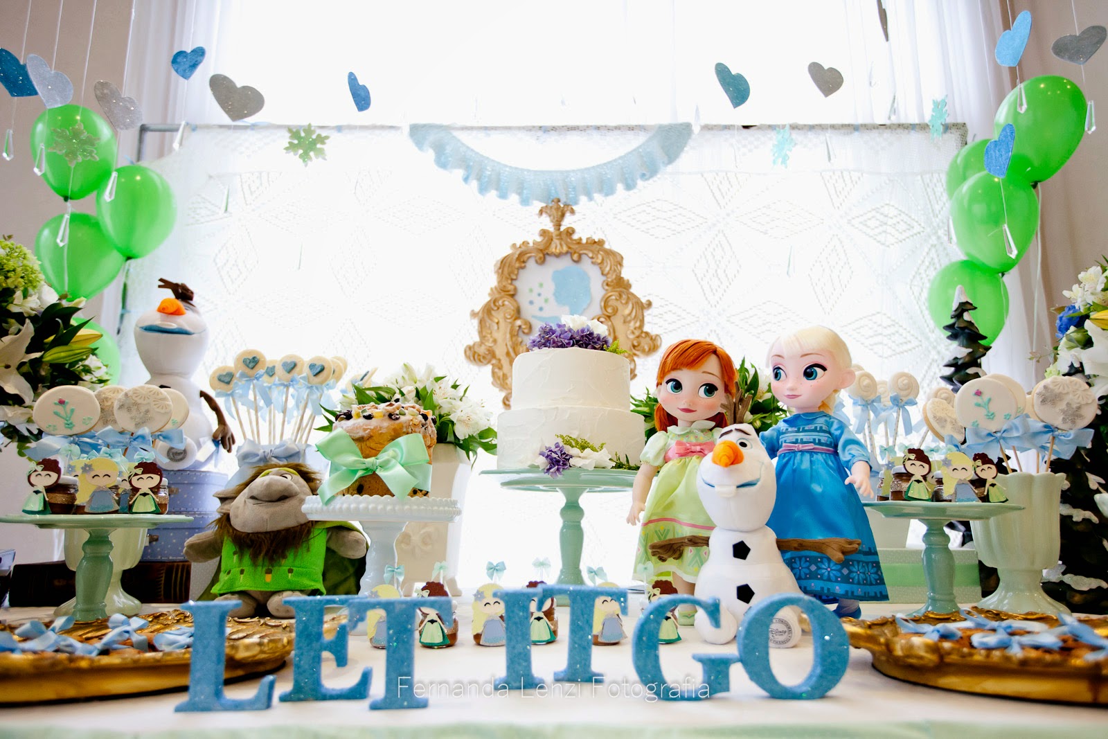 Adriana Gaspar e Marcela Castro: Festa Frozen azul e verde!