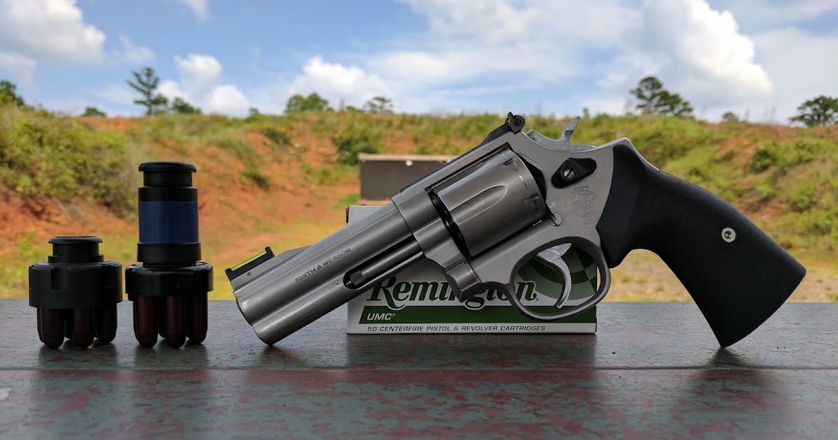 Revolvers Only: The one that started it all: Smith & Wesson 686-1