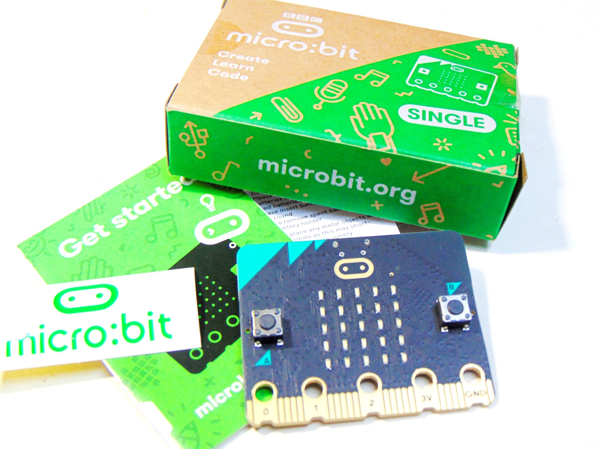 Mein Elektronik Hobby: Der Unterschied - BBC Micro:it V2 vs. Micro:bit V1