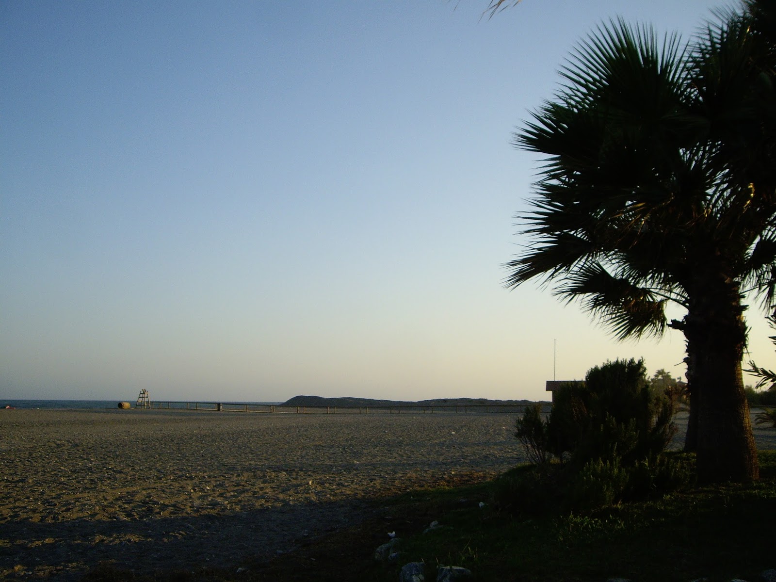 Maneti Lugares qUe Disfrutar: PLAYA DE PONIENTE MOTRIL (GRANADA)