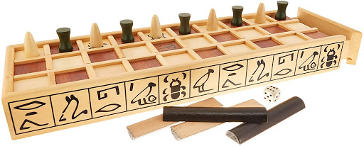 Sociedad: El juego del Senet