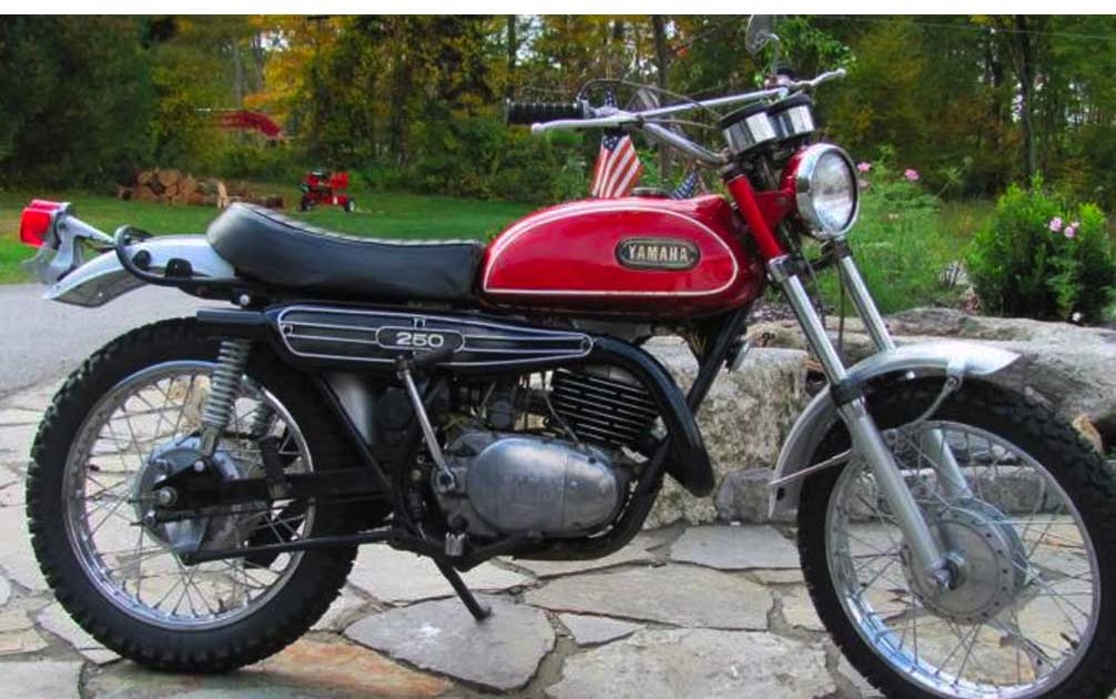 Yamaha DT-1 250 Specification - Yamaha Old Bikes List